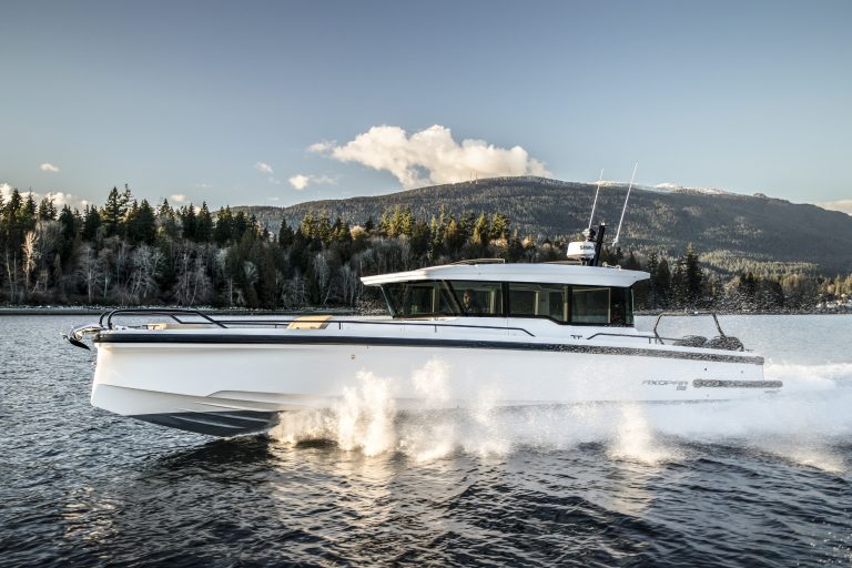 Axopar 37 XC Cross Cabin – Axopar London Group